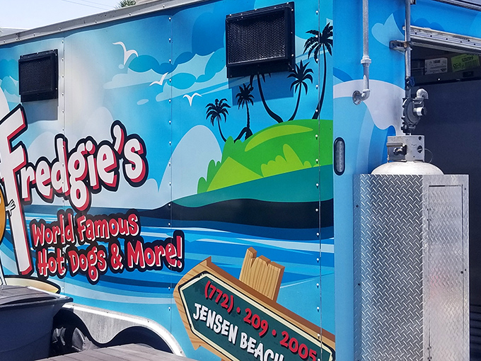 1.florida locals are lining up at this hole in the wall restaurant for the state's best hot dogs