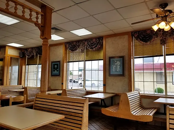 Booth seating that's seen decades of first dates, family celebrations, and "I needed pasta" emergencies. If these seats could talk...