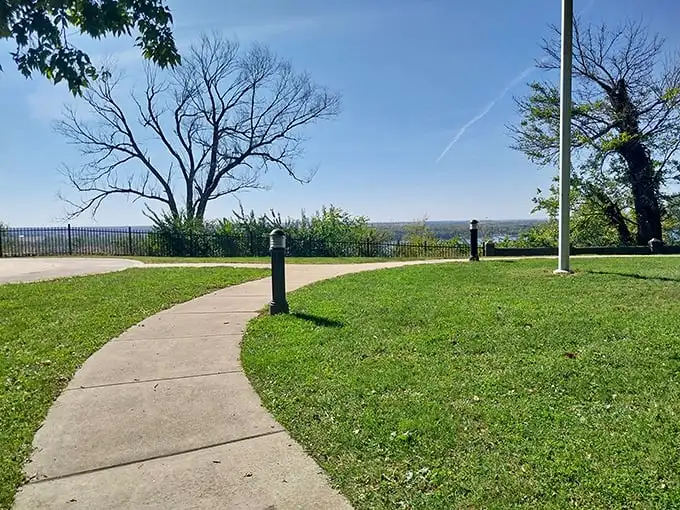 Scenic overlooks and winding paths cost nothing but time—Alton's parks offer million-dollar Mississippi River views on a retiree's budget.