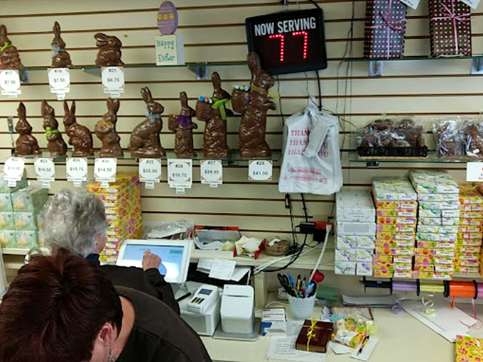 The sign points the way to sweetness, tucked away behind the building—like all great treasures, Rheb's requires a bit of seeking.