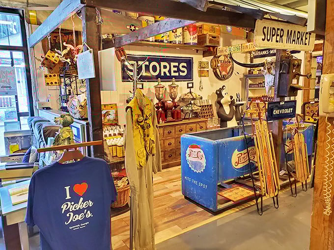 "I ❤️ Picker Joe's" isn't just a t-shirt slogan—it's the inevitable result of spending an afternoon among these nostalgic treasures.