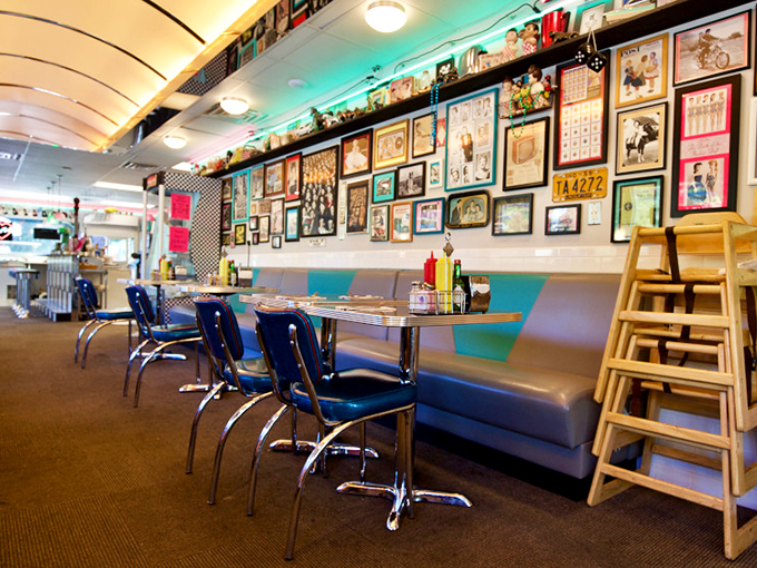 Beyond bratwurst and beer, Leavenworth offers classic American diners too—where pancakes are still flipped with respect and memorabilia covers every inch of wall.