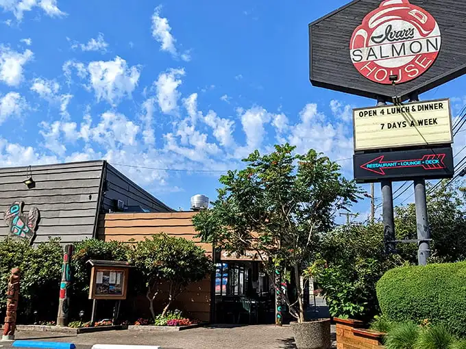 Ivar's iconic red salmon sign has been Seattle's seafood beacon since 1938. Like a lighthouse for the hungry and hangry alike.