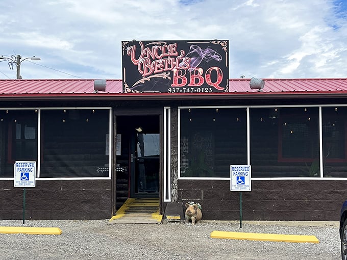 Uncle Beth's BBQ exterior welcomes you with no-nonsense charm. That little bulldog mascot isn't just cute—he's guarding some seriously good ribs!