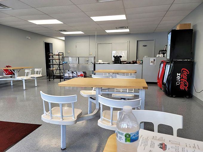 Simplicity reigns in Ye Paul's no-nonsense dining area. The minimalist approach whispers, "We saved all our creativity for what's on your plate."