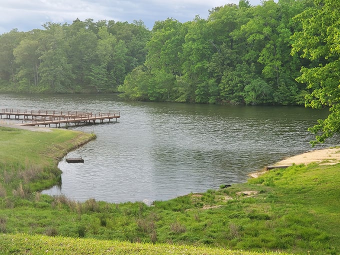 Tombigbee's tranquil waters reflect the sky like nature's own Instagram filter. No photo editing required!