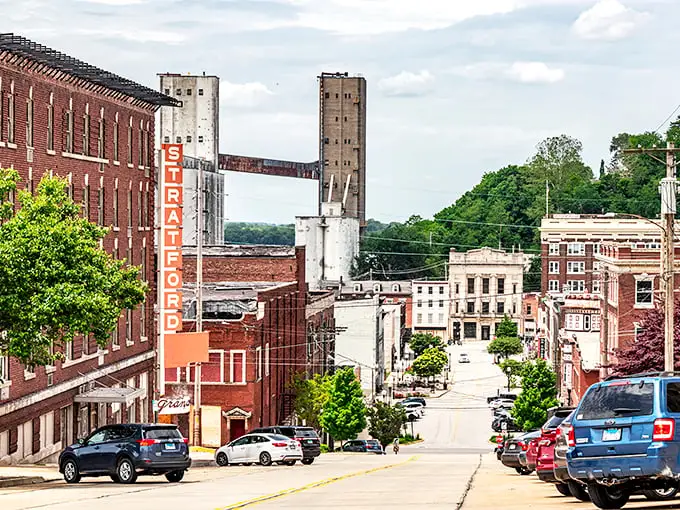 Afternoon light bathes Alton's historic buildings in golden warmth, promising leisurely strolls where time seems to slow down just for you.