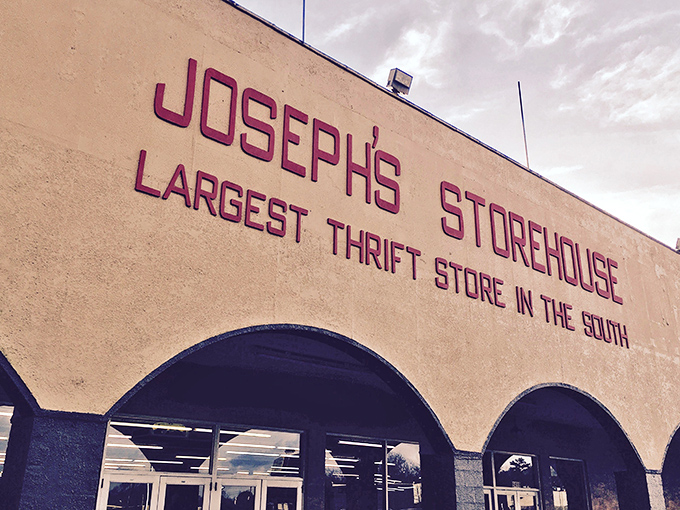 Those majestic arched entrances aren't just for show – they're portals to a wonderland of pre-loved treasures.