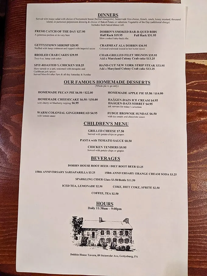 A menu that reads like a delicious history lesson, offering everything from prime rib to colonial gingerbread. Decision paralysis has never been so tasty.