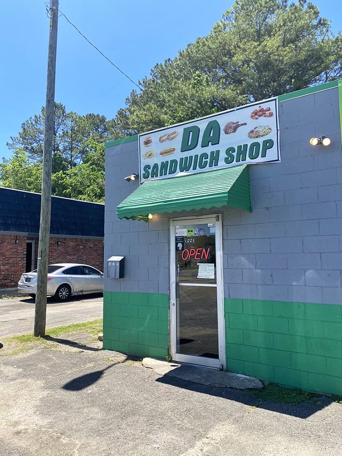 This little green building holds sandwich treasures that would make Columbus reroute his expedition.