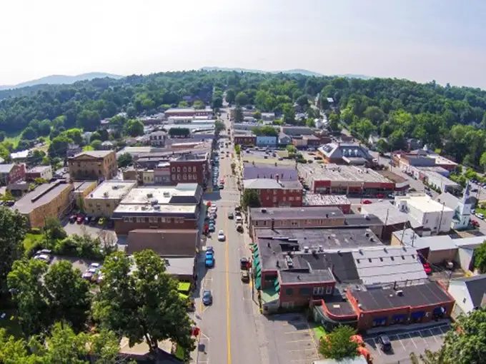 From above, Lewisburg reveals its perfect proportions. Like a well-composed dish, every element—historic buildings, tree-lined streets, mountain backdrop—creates harmony.