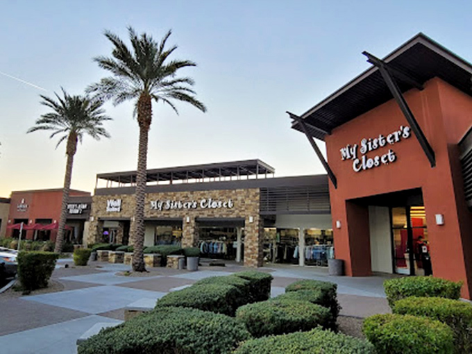My Sister's Closet at sunset – where palm trees and designer deals create the perfect Arizona shopping oasis.