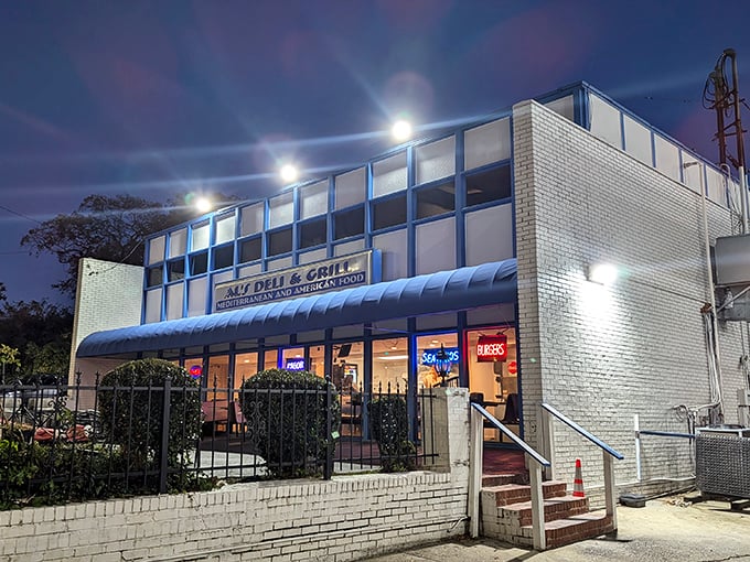 When the midnight munchies strike, Al's glowing windows promise Mediterranean-American salvation.