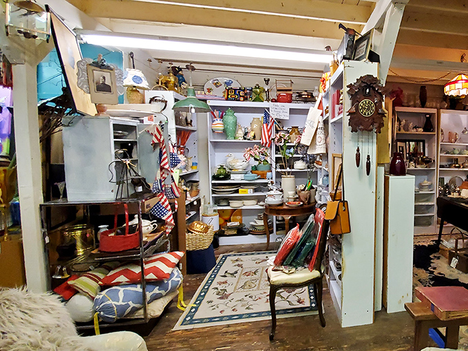 Consign & Design: "Where vintage meets modern in perfect harmony. That cozy nook of collectibles could keep you browsing for hours!" 