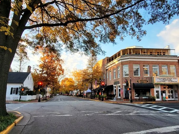White columns and brick facades create Easton's timeless appeal—like comfort food for the architecture-hungry soul.