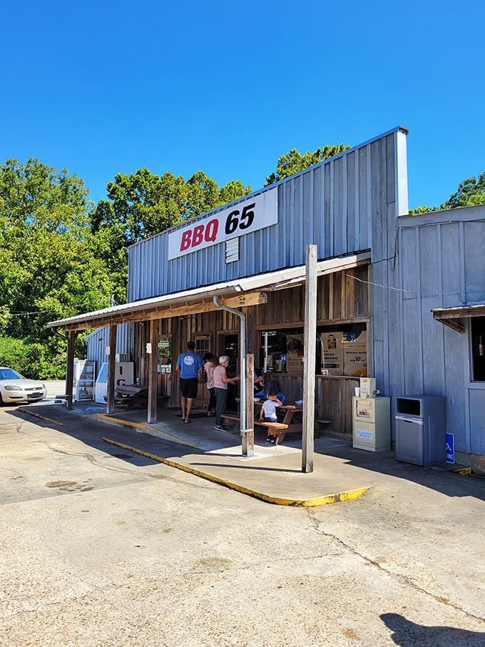 BBQ 65's unassuming exterior is the culinary equivalent of Clark Kent—ordinary on the outside, but hiding superhero-level flavor powers within.