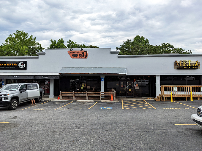 Community Q's simple storefront hides Atlanta's mac and cheese royalty. The line forms to the right, folks. 
