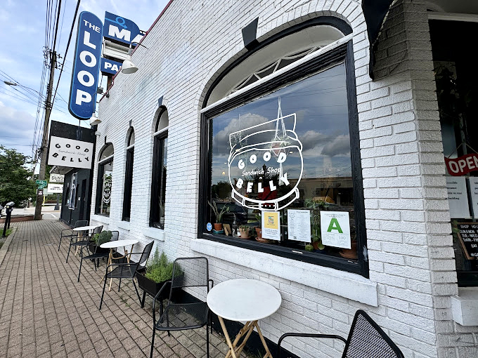 Those sidewalk tables whisper promises of people-watching paradise while you devour sandwiches worth writing home about.