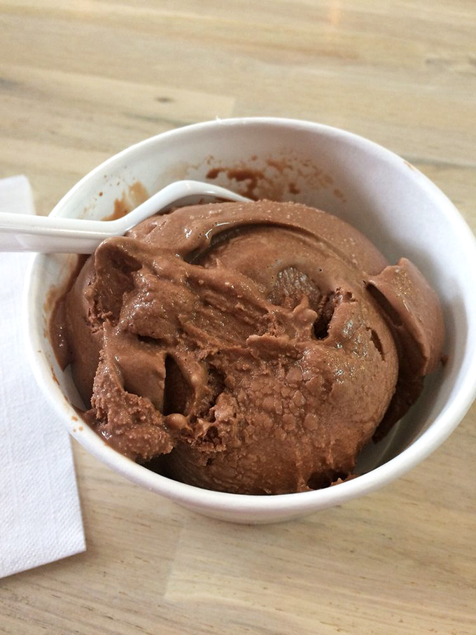 This chocolate scoop isn't just brown – it's a deep, rich revelation. The kind of chocolate that makes you question all other chocolates you've known before. 