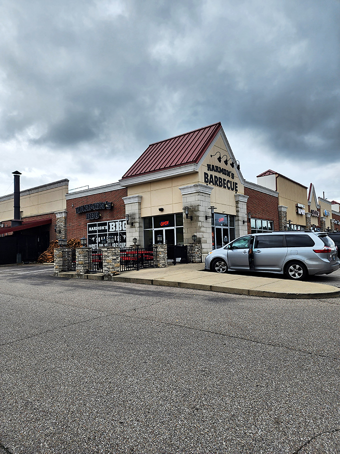 Harmon's sleek exterior breaks BBQ joint stereotypes. Proof that serious smoke can happen in sophisticated settings—like opera in jeans!