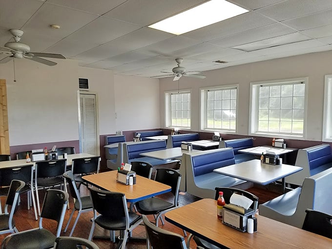 Simple tables, classic booths – Mr. Sub's dining room is where generations of Alabamians have experienced submarine sandwich bliss.