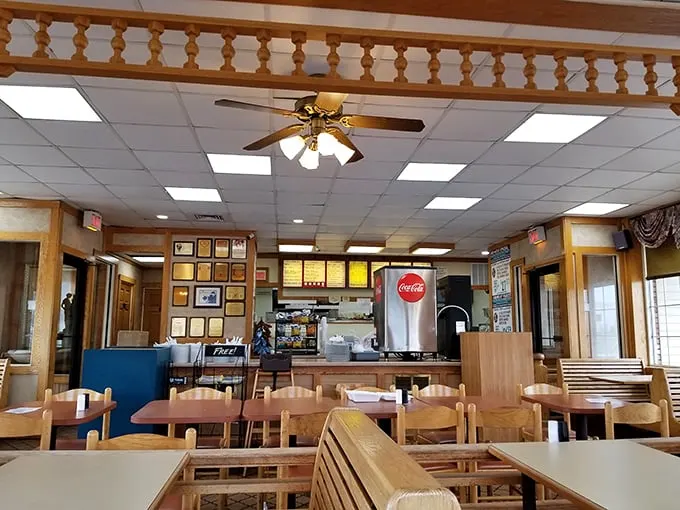 The dining room hasn't changed in decades because it doesn't need to. When the spaghetti's this good, who's looking at the décor?