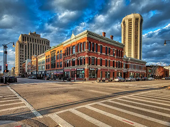 Springfield's impressive skyline reminds you that state capital status comes with perks – beautiful buildings and civilized living at reasonable prices.