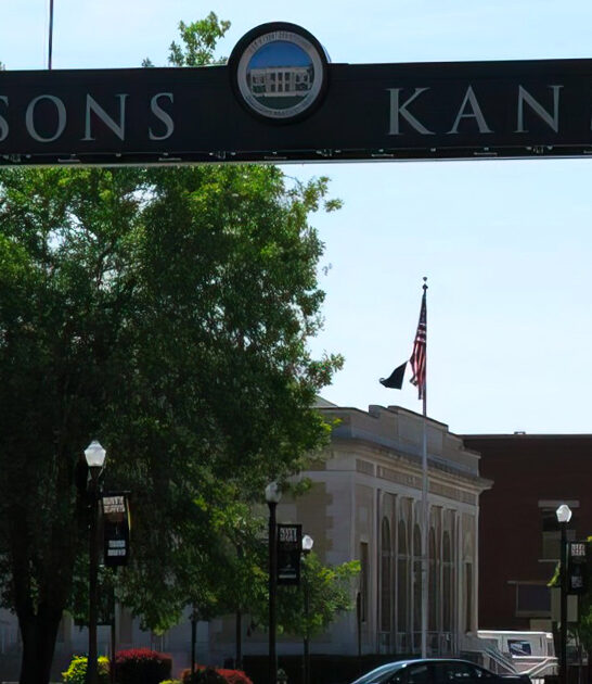 charming small towns kansas ftr