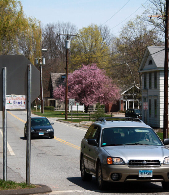crowds favorite town connecticut ftr
