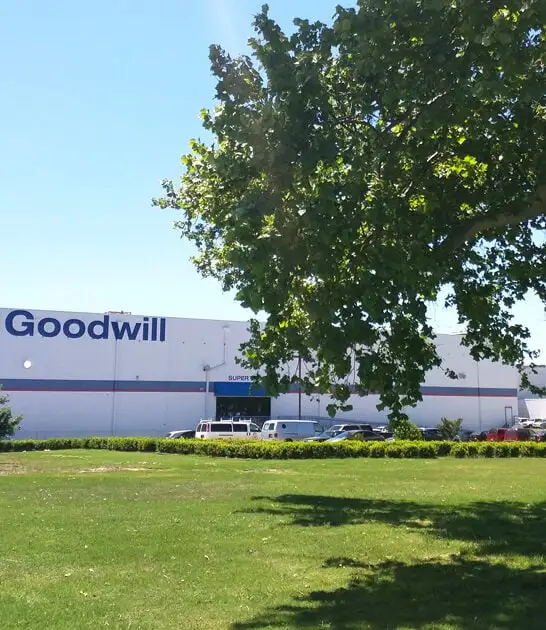 enormous secondhand store oklahoma ftr