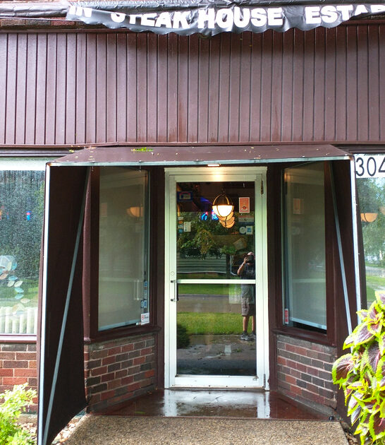 restaurant iowa ny strip ftr