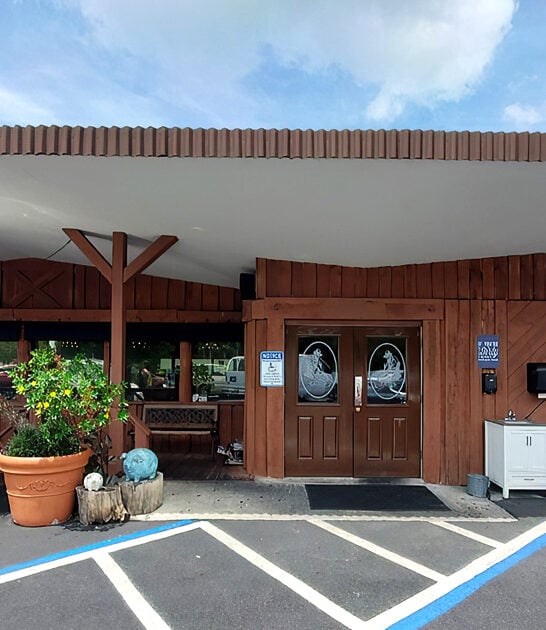 tiny restaurant florida bbq ftr