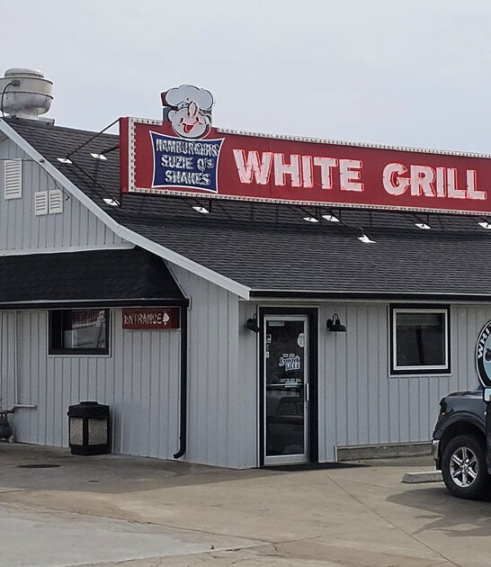 unassuming delicious burgers missouri ftr