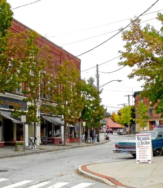 underrated small town connecticut ftr