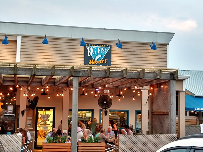 The iconic blue and white checkered sign welcomes hungry seafood pilgrims. Like a lighthouse for your stomach guiding you to flavor shores.
