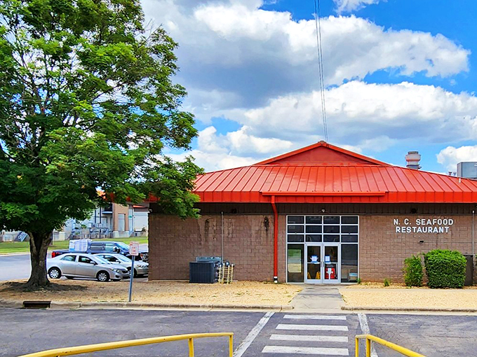 The unassuming exterior of N.C. Seafood Restaurant stands as a beacon for seafood lovers—architectural flair takes a backseat to what really matters: the food inside. 