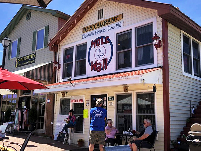 The sign says it all – this isn't just a restaurant, it's a declaration of honest dining principles wrapped in small-town charm.