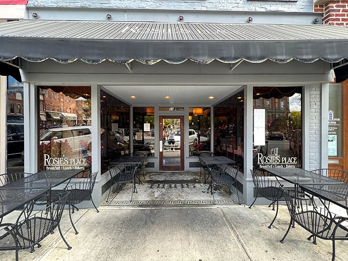 The unassuming storefront of Rosie's Place beckons like a breakfast beacon on Noblesville's historic square. Those outdoor tables have witnessed countless coffee refills and life-changing pastry moments.