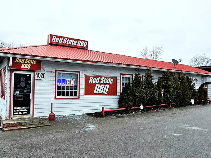 The little white building with the bright red roof isn't trying to be fancy—it's too busy perfecting what matters: smoke, meat, and Kentucky hospitality.