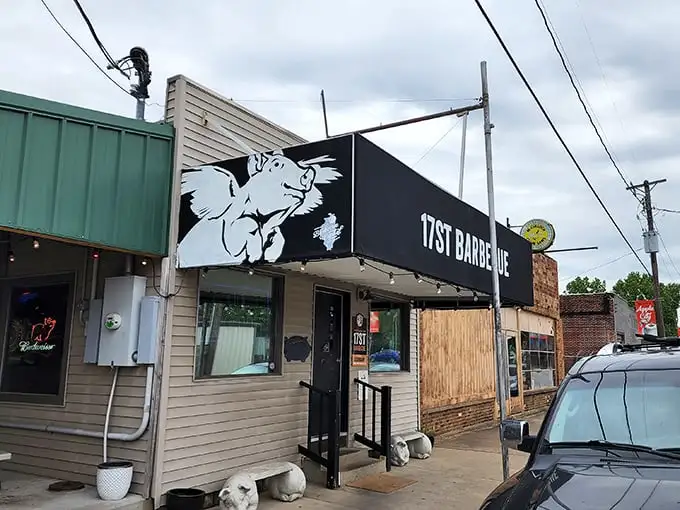 The unassuming exterior of 17th Street Barbecue proves once again that the best BBQ joints don't waste energy on fancy facades when there's meat to be smoked.