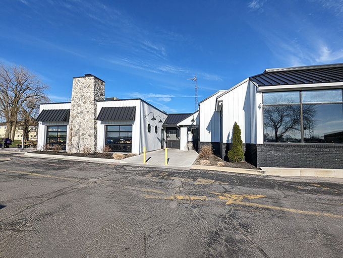 The unassuming exterior of Jolly Rogers belies the seafood treasures within. Like finding a pearl in an oyster, this Port Clinton gem rewards those who venture inside.