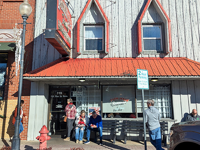 The unassuming storefront of Farmhouse Restaurant might not scream "culinary destination," but local food pilgrims know better – this is fried chicken nirvana.