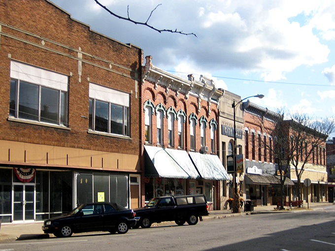 Brick facades with character to spare line Allegan's historic downtown, where shopping local isn't just a hashtag—it's a way of life.