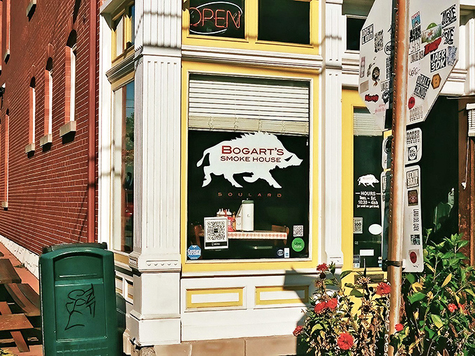 The bright yellow trim and iconic pig logo beckon hungry visitors to this unassuming corner of Soulard. BBQ paradise doesn't need fancy digs.