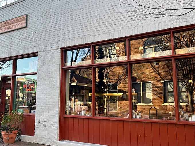 The unassuming white brick exterior of Big Ed's is like a Southern secret handshake – those who know, go.