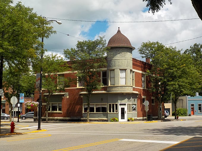 Brick facades with character to spare line Allegan's historic downtown, where shopping local isn't just a hashtag—it's a way of life.