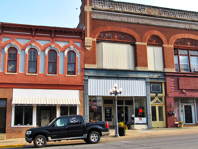 Downtown Beatrice's farmers market brings locals together under colorful tents, where fresh produce costs less than a streaming subscription. Community commerce at its finest!