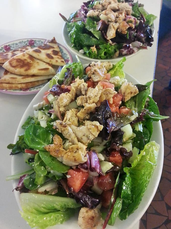 Proof that Southern restaurants can do salads too—fresh greens topped with seasoned chicken that didn't sacrifice flavor for healthiness.