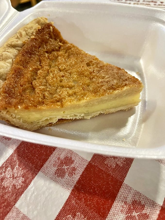 Chess pie: the Southern dessert that makes you understand why people used to hide sweets from each other. One bite explains everything.
