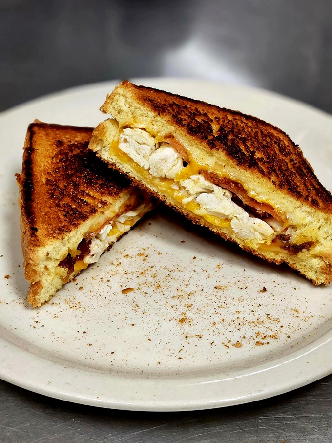 The marriage of crab and melted cheese in toasty bread proves that some relationships are simply meant to be. Love at first bite.